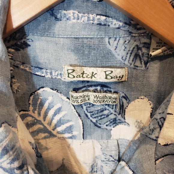 batik bay | Shirts | Batik Bay Hawaiian Vintage Washable Silk Shirt ...